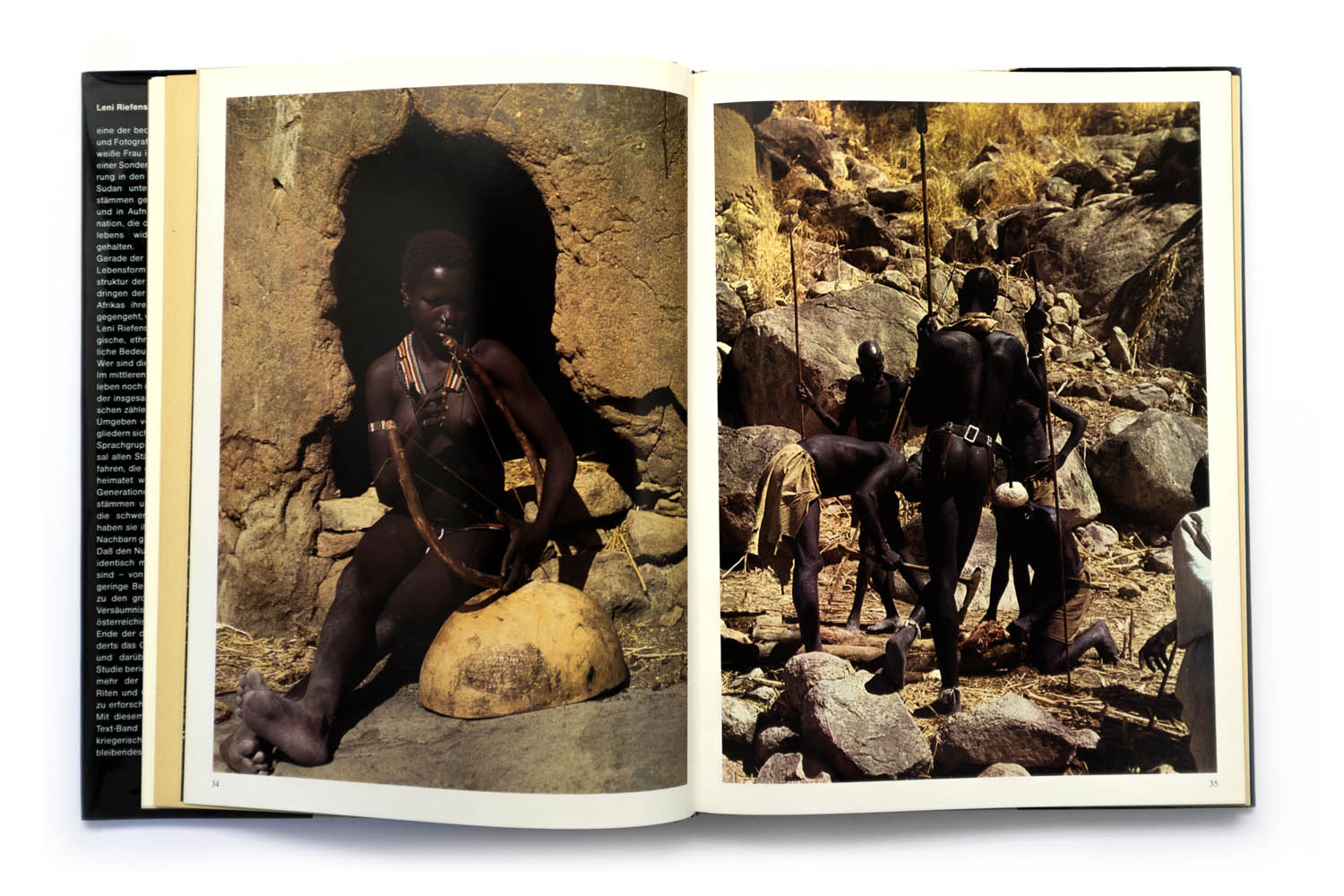 Die Nuba (1973) – Africa in the Photobook